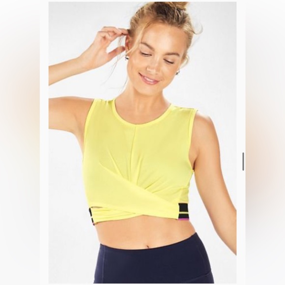Fabletics | Tops | Nwt Fabletics Pia Powertouch Light Front Twist Tank ...